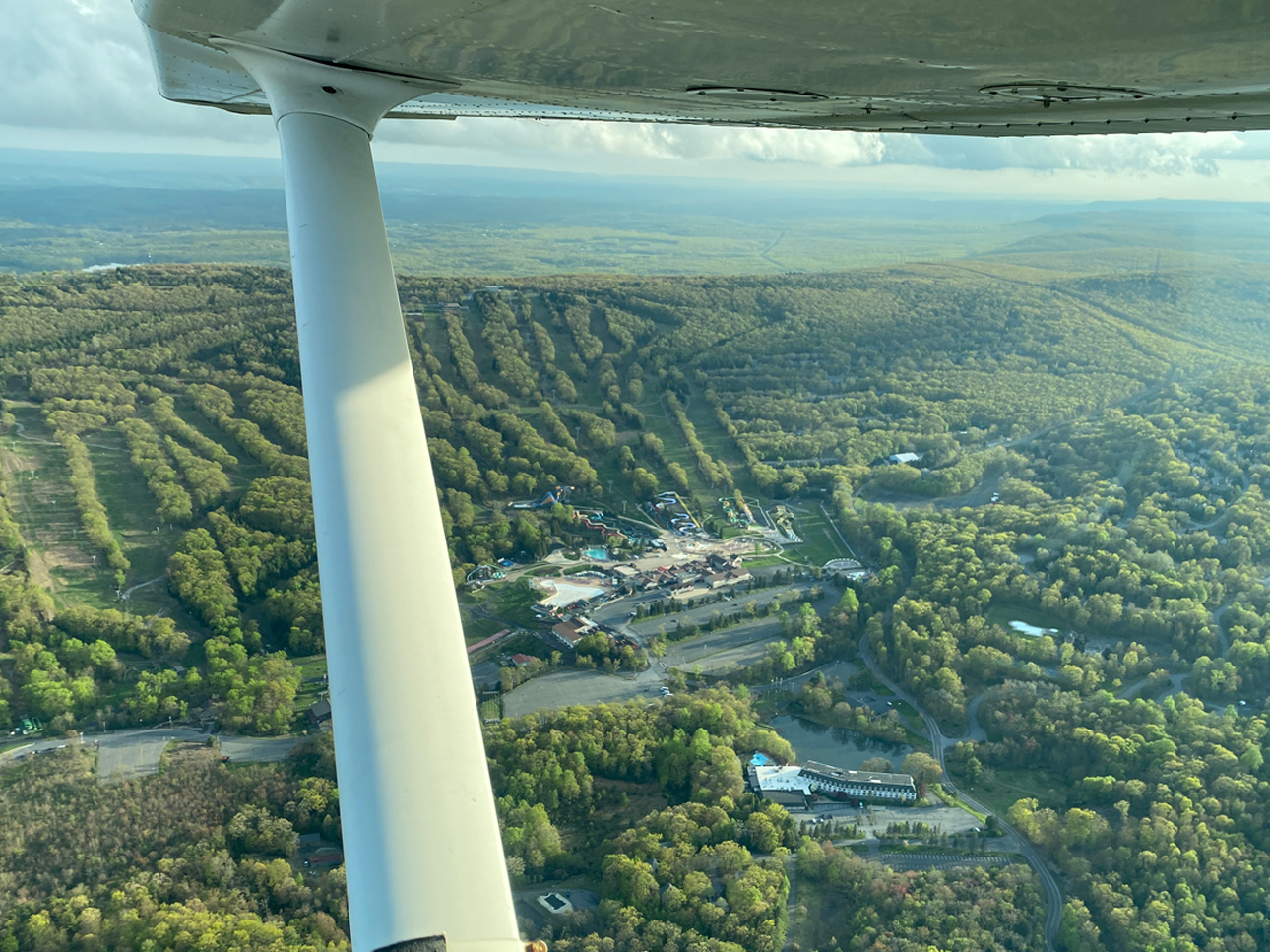 5 Amazing Things To Do In Mount Pocono - Fly with Hop On Air